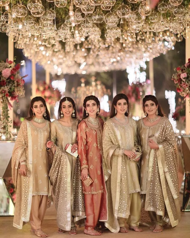 Pakistani Bride Wore Sabyasachi Green Matka Lehenga And Looked Every ...