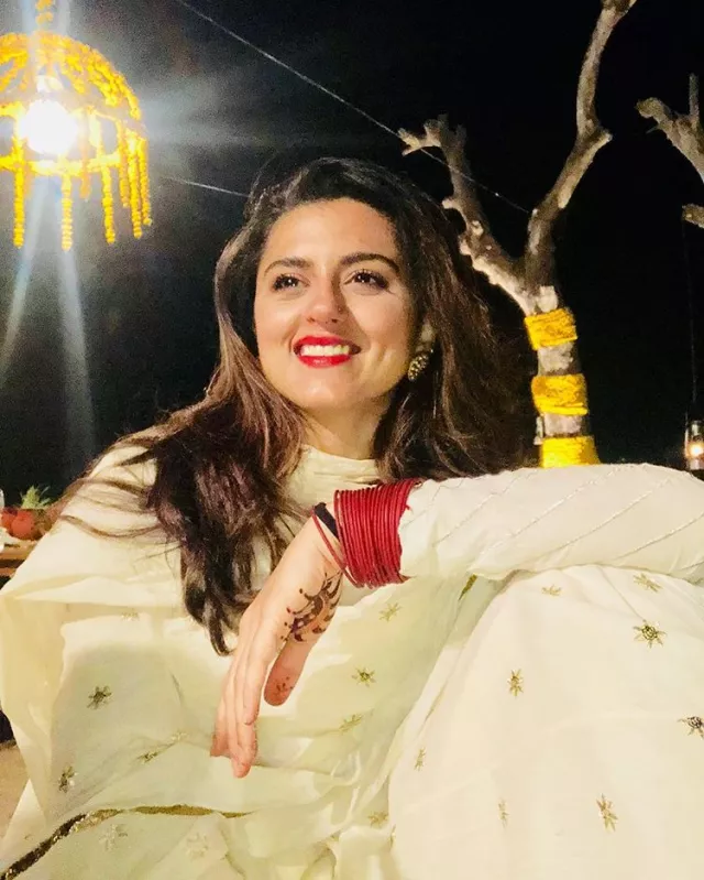 'Baa Bahoo Aur Baby' Actress, Suchita Trivedi Gets Married At 42, Her ...
