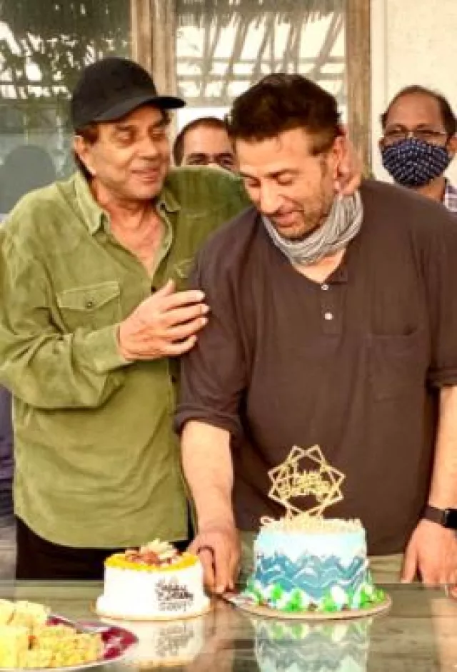 Sunny Deol's Father, Dharmendra Shares Adorable Pictures From His Son's 64th Birthday Celebrations