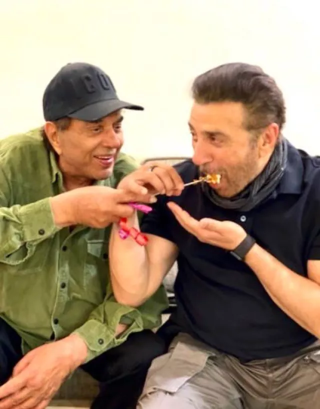 Sunny Deol's Father, Dharmendra Shares Adorable Pictures From His Son's 64th Birthday Celebrations