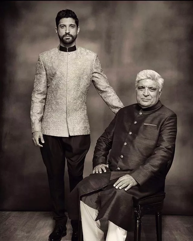 Farhan Akhtar Shares An Adorable Note For His Father, Javed Akhtar On ...