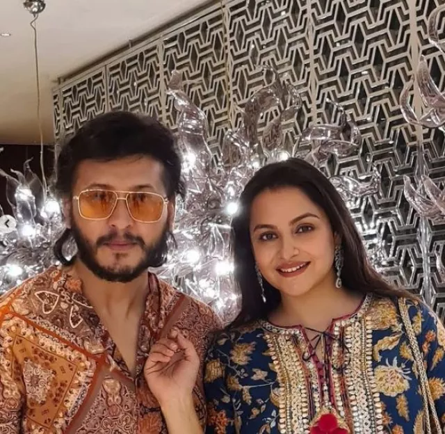 Arjun Punjj And Gurdip Kohli Celebrate Their 14th Wedding Anniversary ...