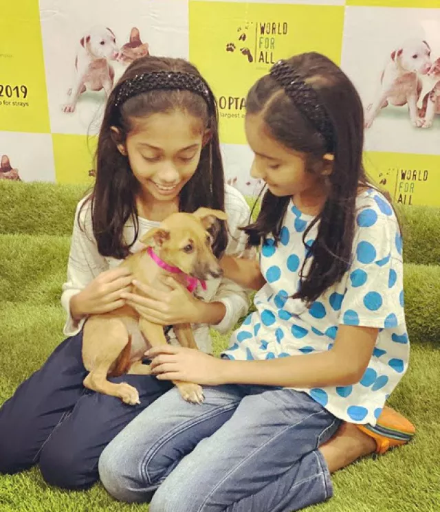 Farah Khan Shares A Throwback Picture To Wish Her Kids, Diva, Anya And ...