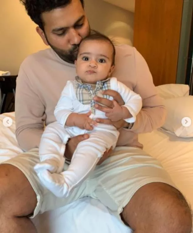Rohit Sharma Receives A Perfect Send Off From Daughter, Samaira As He ...