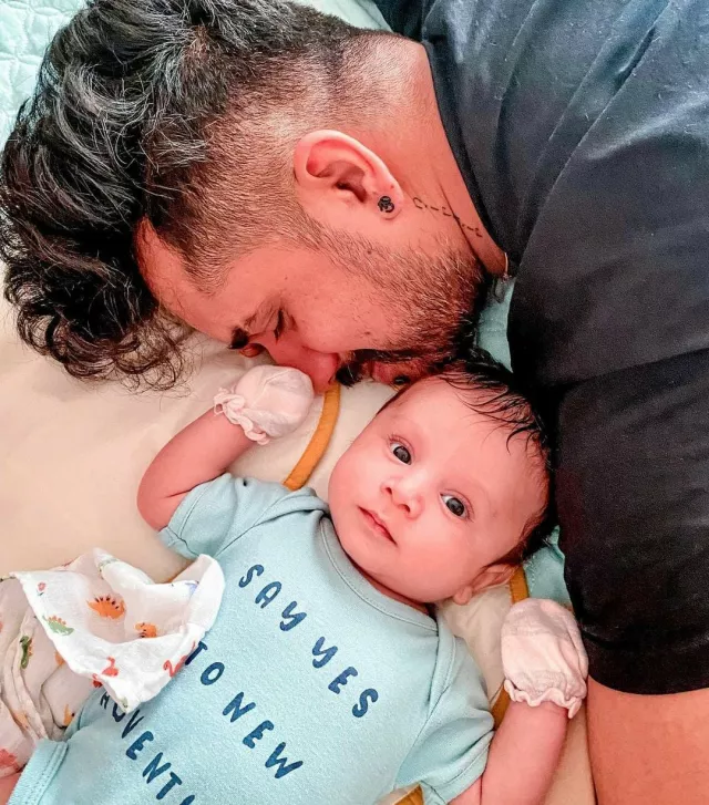 Suyyash Rai Shares A Cute Picture With Son, Nirvair, The Father-Son ...