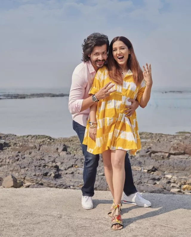 Neeti Mohan And Nihaar Pandya Complete 3 Years Of Marital Bliss, He ...