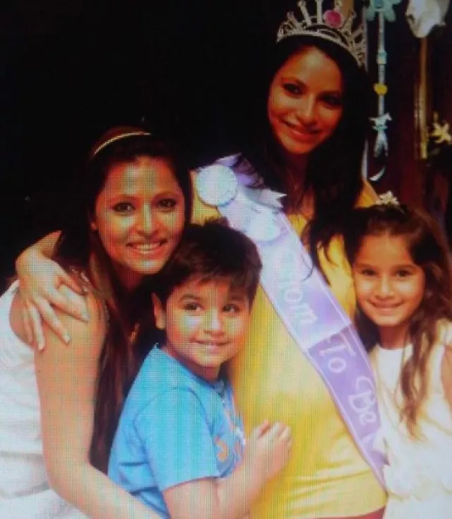 Raveena Tandon Posts Unseen Throwback Pictures To Wish Her Adopted ...