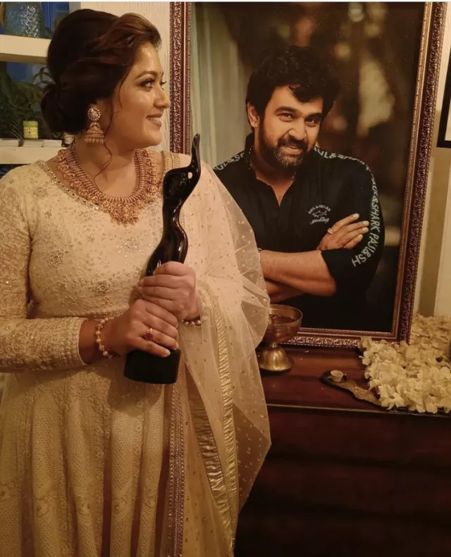 12 Celebrities Who Suffered A Heart Attack At A Young Age: Sushmita Sen ...