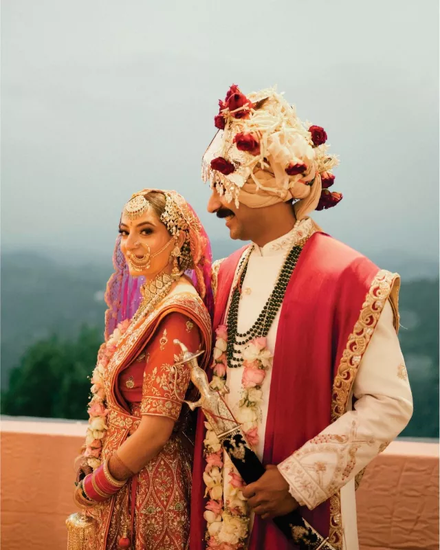 Pahadi Bride Wore Gorgeous Orange And Pink-Hued Lehenga With ...