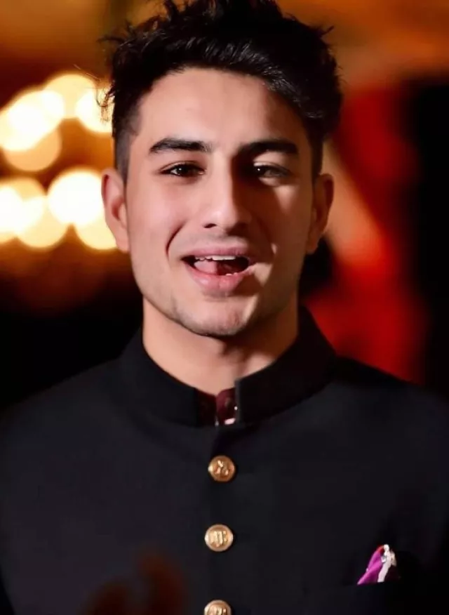 Saif Ali Khan's Son, Ibrahim Ali Khan Is All Set To Make His Bollywood Debut With Karan Johar's Film