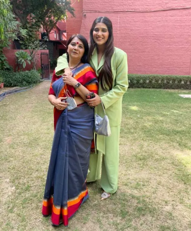 BB16: Nimrit Kaur's Mom On Why Actress Stopped Taking Medicines Despite ...