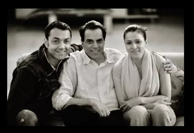 Bobby Deol Shares An Adorable Selfie With Wife, Tania Deol To Wish Her ...