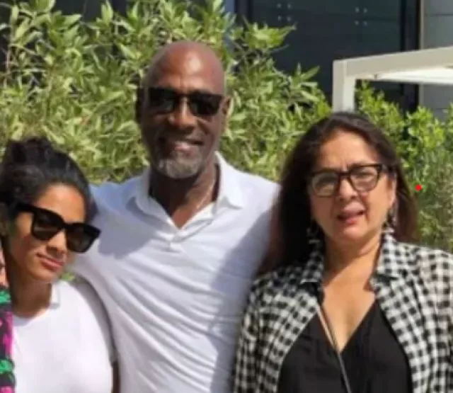 Masaba Gupta Reveals How Being The Daughter Of Viv Richards And Neena ...
