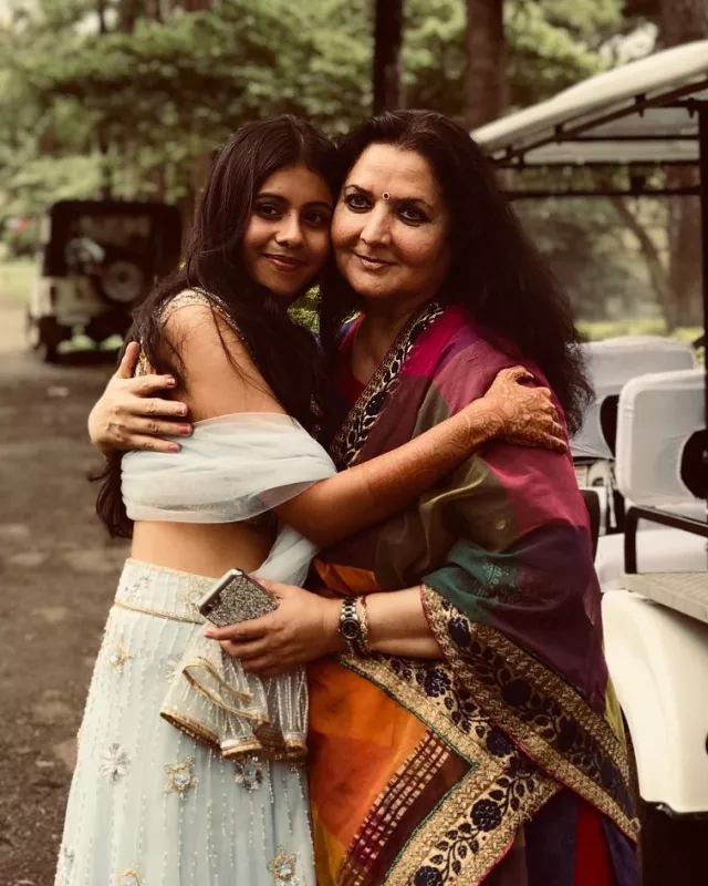 Mithun Chakraborty's Love Life: Suspicious Nature, 2 Marriages And ...