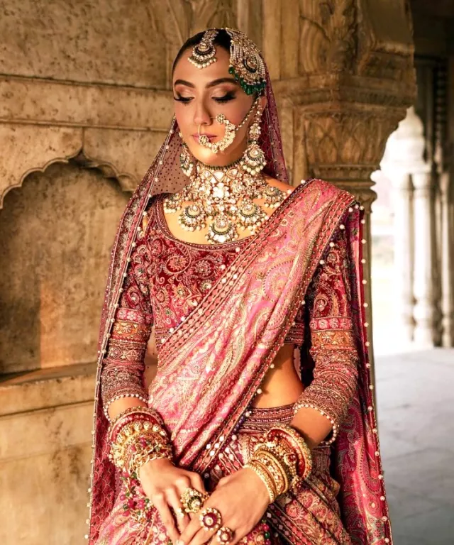 Bride Stunned In Tarun Tahiliani's Rose Pink 'Kashidakari' Lehenga With ...