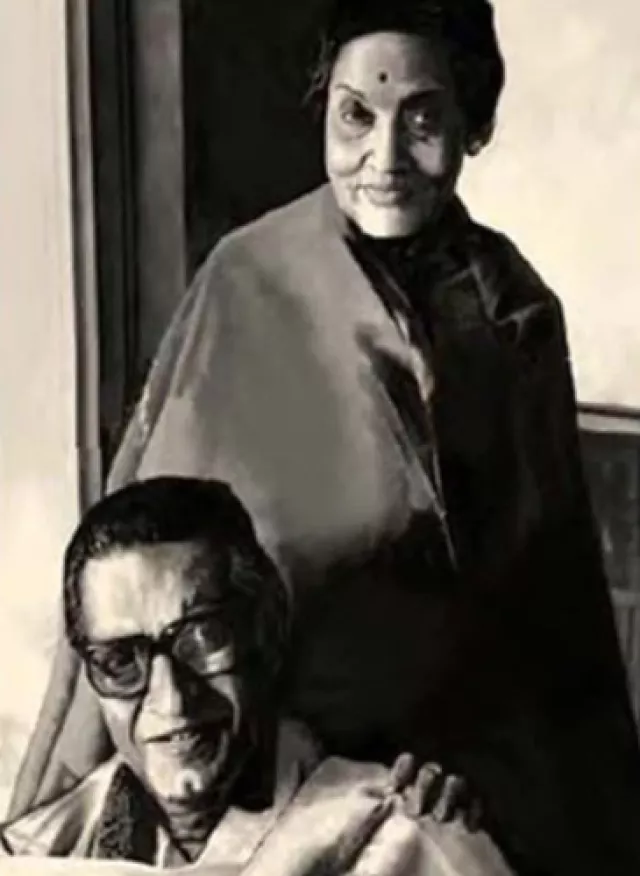 Satyajit Ray's Epic Love Story: From Marrying First Cousin Bijoya In ...