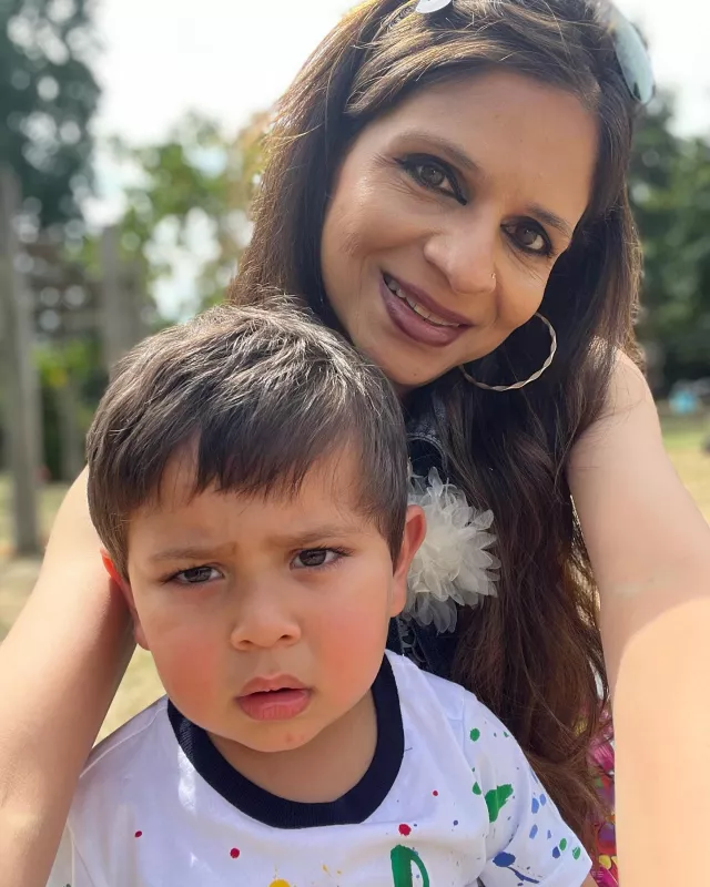 Saba Ali Khan Shares A Cute Moment Of Her Jeh 'Baba' While He Was ...