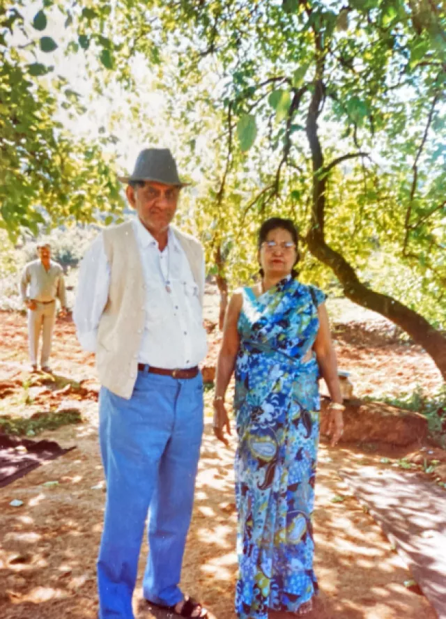 Iconic Lyricist, Anand Bakshi And His Wife, Kamla Mohan's Last Picture ...