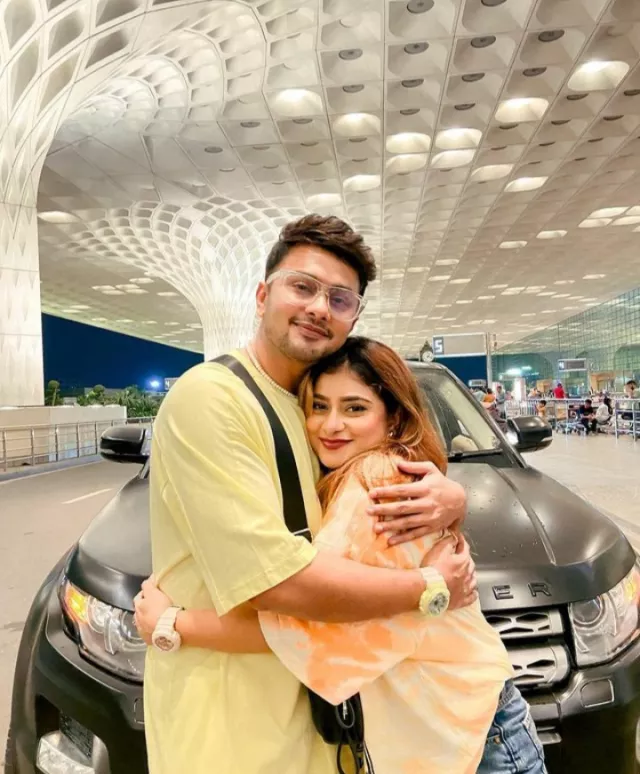 10 Famous Influencer Siblings Who Are Ruling The Internet: From Awez ...