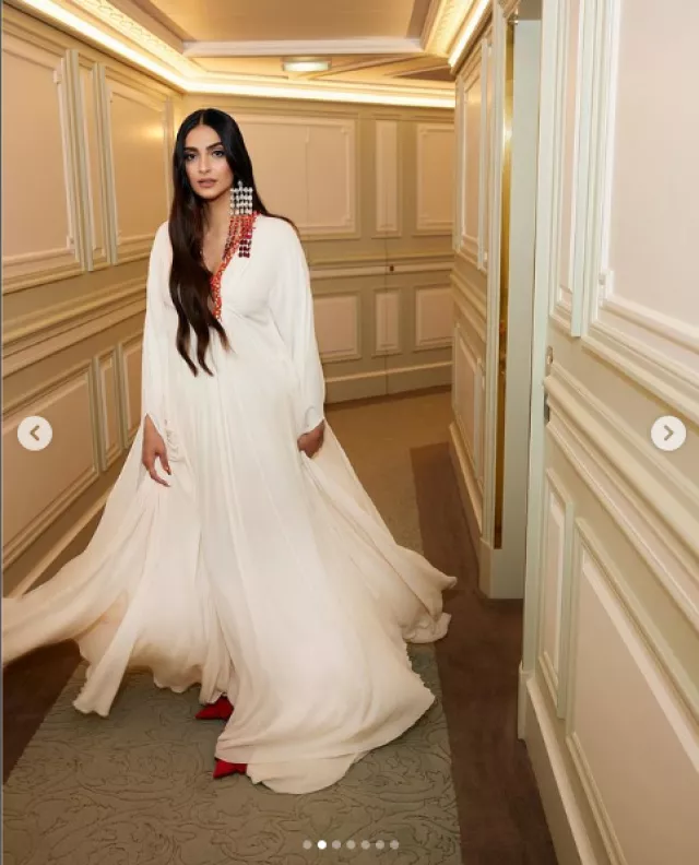 Sonam Kapoor Flashes Her Assets In A White-Hued Risque Valentino Outfit At BoF 500 Gala In Paris