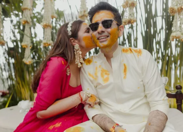 Parineeti Chopra's Joyous 'Chooda' Ceremony Pics Out, She Radiates ...