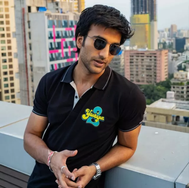 Jaaved Jaaferi's Son, Meezaan On Watching His Father In Worst ...