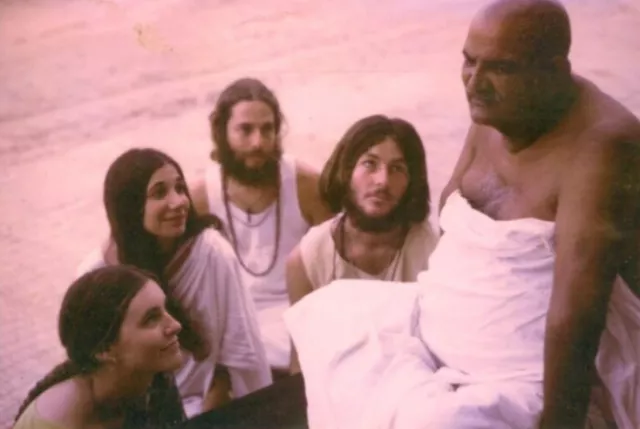 Neem Karoli Baba, Who Inspired Virat Kohli, Anushka Sharma, Mark ...