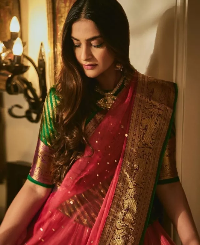 Karwa Chauth: Kareena To Sonam, Ladies Who Landed In Trouble For Making Fun Of 'Nirjala' Fast