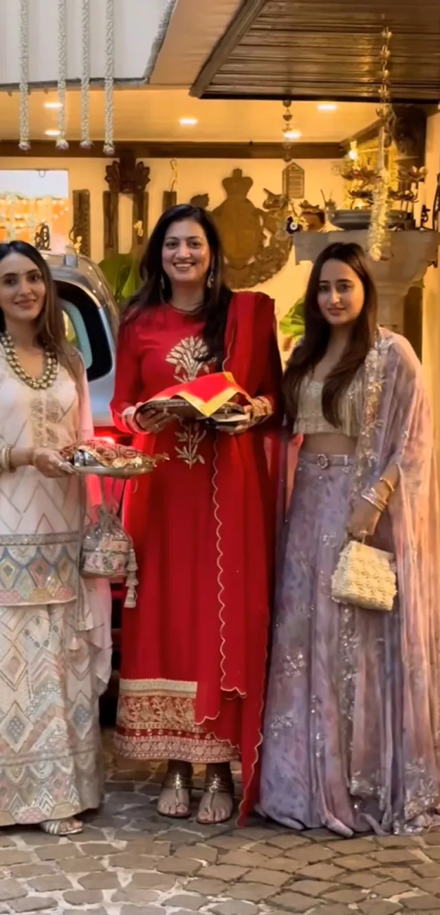 Varun Dhawan's Wifey, Natasha Dalal Looks Pretty As She Dons A Lavender ...