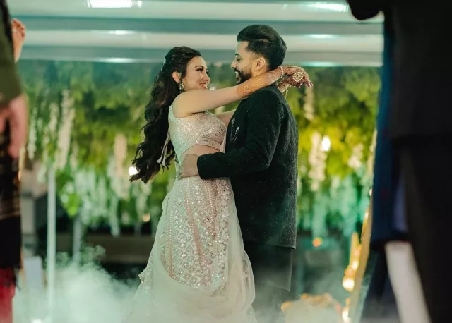 Shreya Ghoshal's Brother Gets Married In A Spectacular 'Two States ...