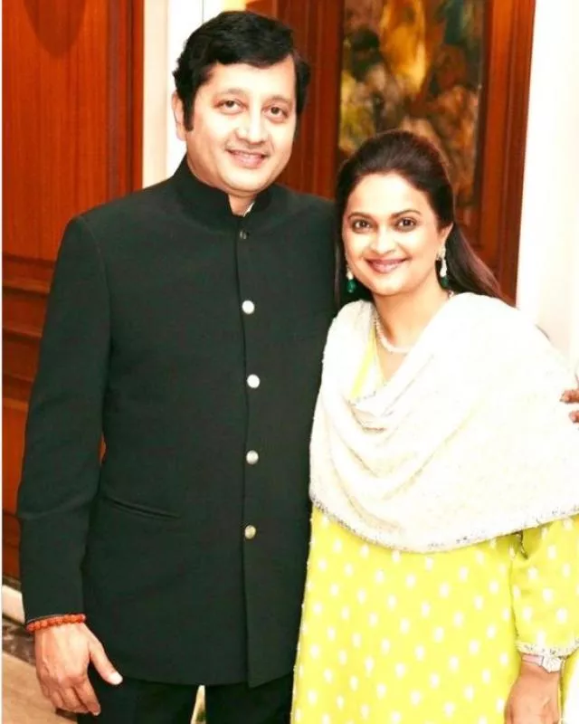 Tina Ambani Shares Throwback Pictures With 'Nanad', Dipti Salgaocar To ...