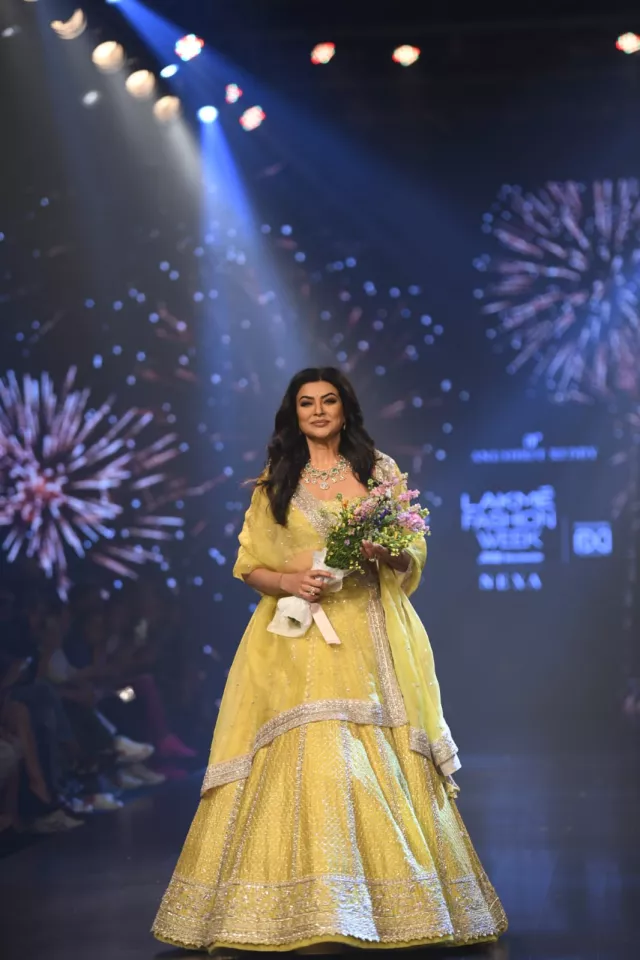 Sushmita Sen Radiates Glow As She Dazzles At The Ramp Post Heart Attack ...