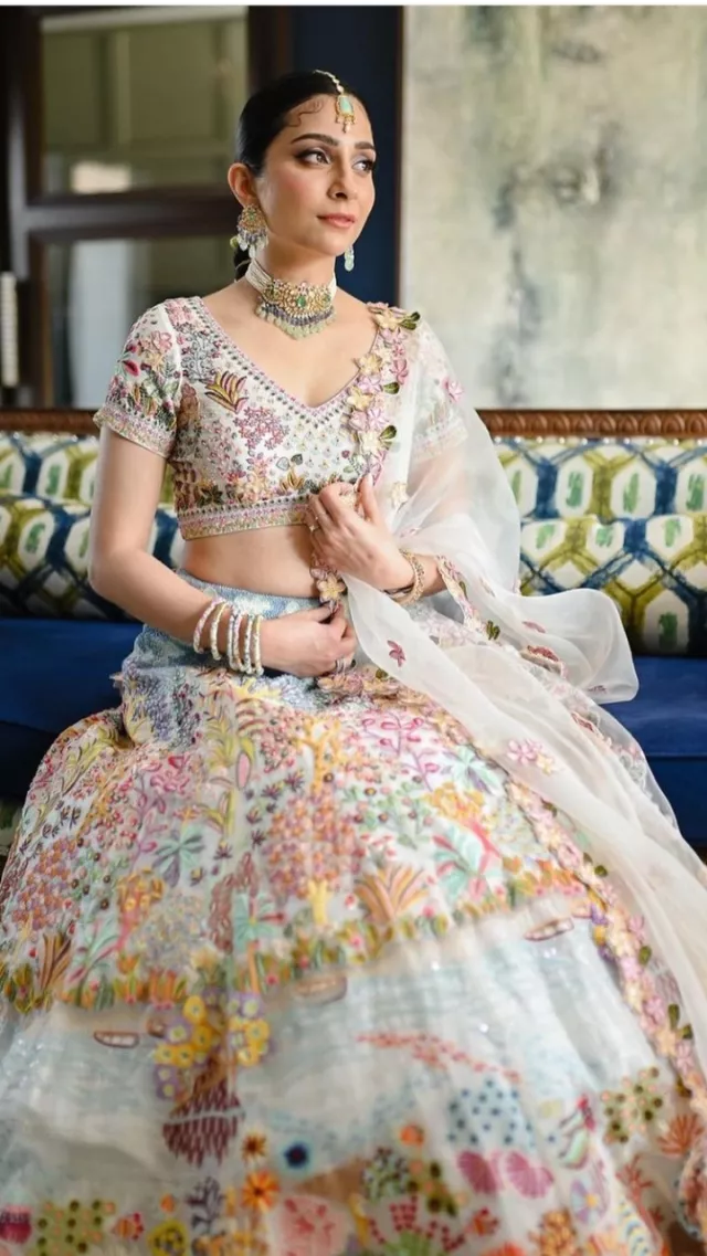20 Brides Who Dazzled In Floral Embroidered Lehengas At Their Wedding ...