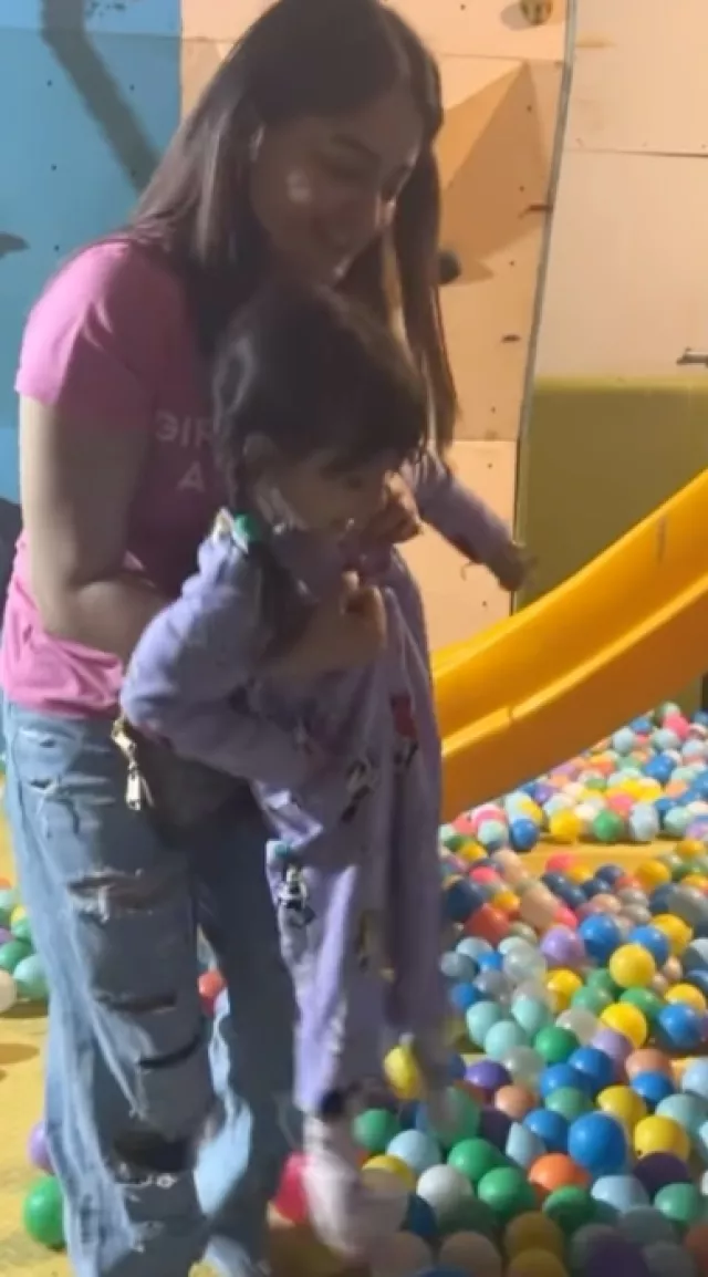 Mahhi Vij Took Adopted Kids And Her Daughter, Tara To Husband, Jay Bhanushali's Shoot