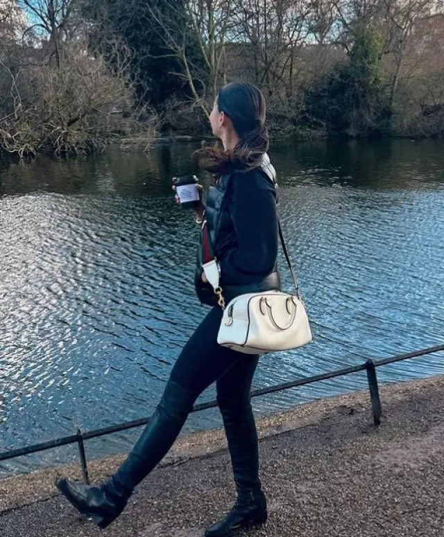 Alia Bhatt's London Vacation: Walks With Her Arms Wrapped Around Ranbir ...