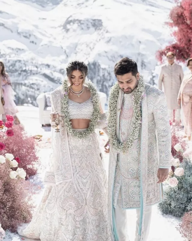 Sonam Babani's Glam Wedding Wardrobe, From Abu Jani-Sandeep Khosla ...