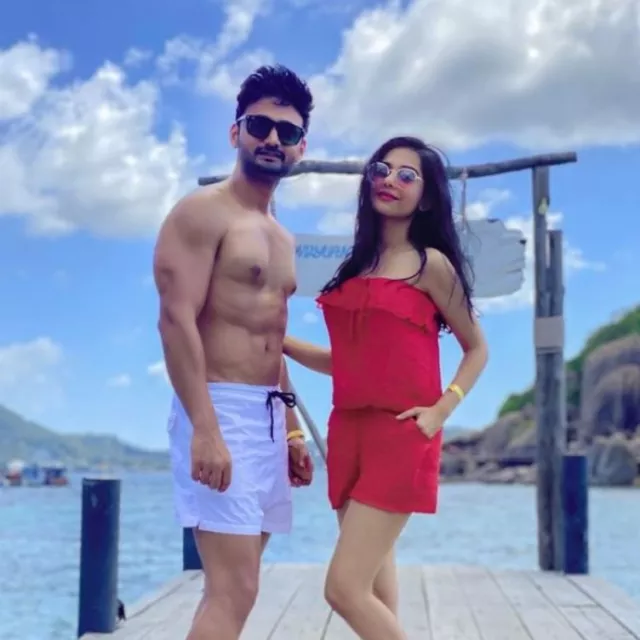 Amrita Rao And RJ Anmol's Love Story, From A Radio Interview To Keeping ...