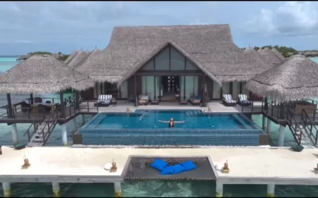 Sushmita Sen Enjoys An Exotic Vacation Amid The Sea, Raises The Heat In A Sexy Plunging Monokini