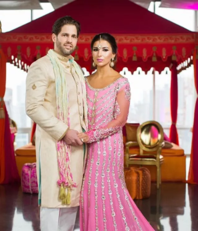 Meet Shanna Khan, Daughter Of Pakistan's Richest Man, Donated Rs. 123 ...