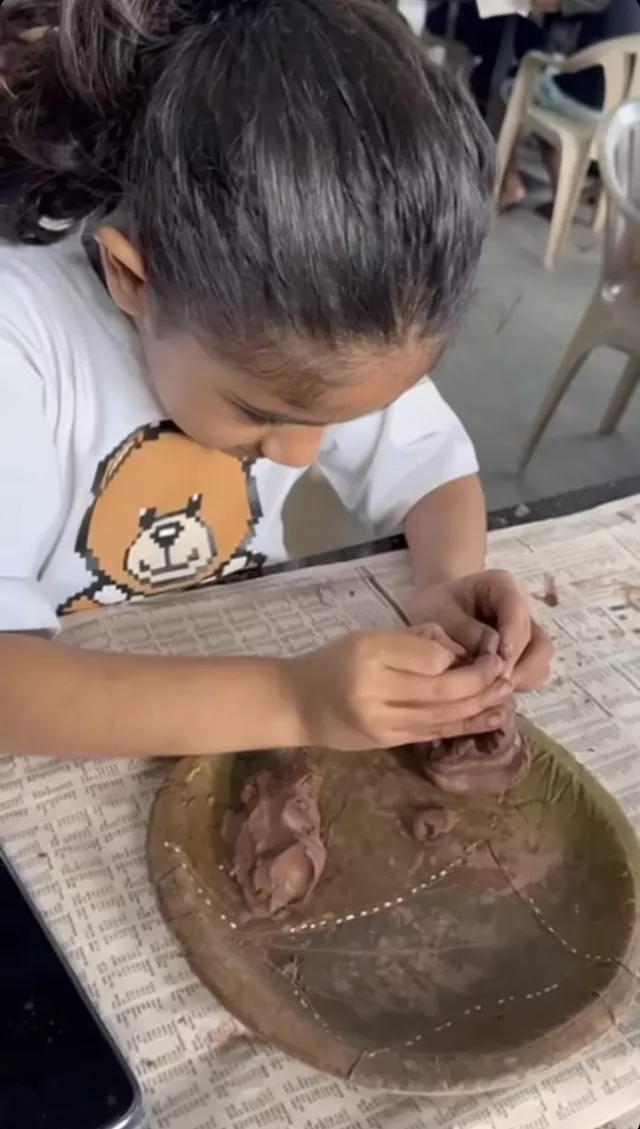 Allu Arjun's Daughter, Arha Cutely Makes A Ganpati Idol, Leaves Fans ...