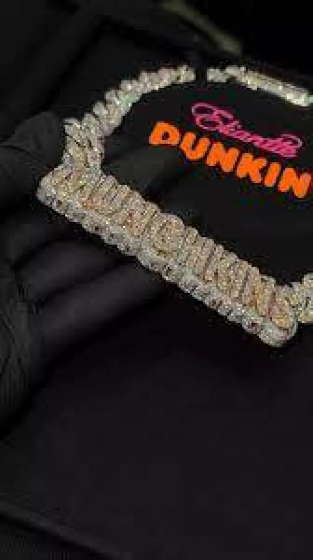 Dunkin' Donuts Gifted American Singer, Ice Spice An 80-Carat 'Munchkin ...