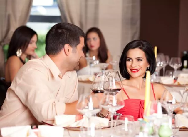 7 Essential Dining Habits That You Must Follow On A Romantic Date