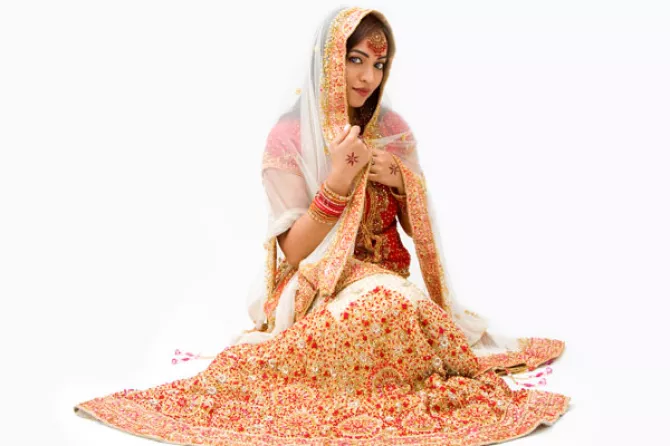 5 Popular First Night Traditions of an Indian Wedding
