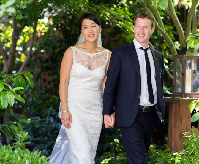 Facebook Founder Mark Zuckerberg Becomes A Father, Donates 99 Per Cent ...