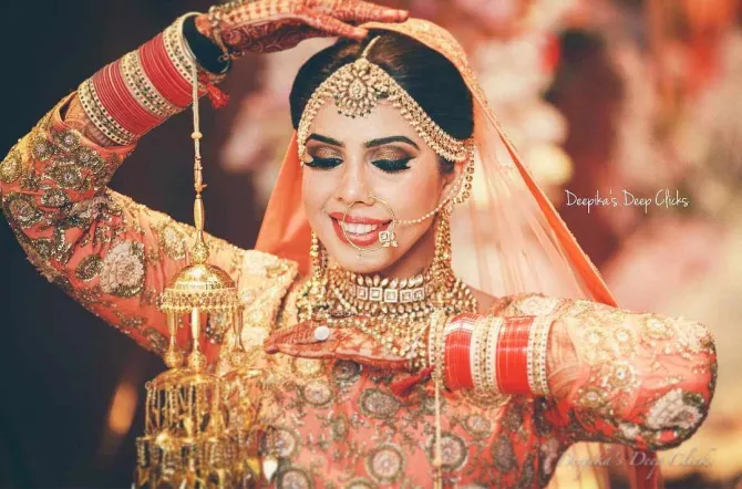 9 Best Nath Designs That All Brides-To-Be Can Don On Their Wedding Day