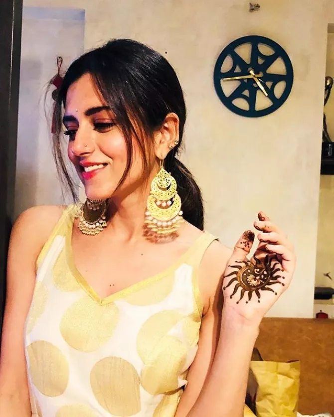 'Baa Bahoo Aur Baby' Fame, Suchita Trivedi Is Set To Marry At 42, Many ...