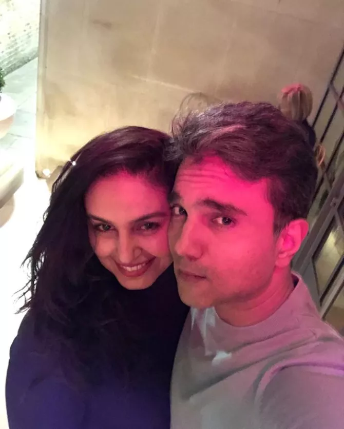 Huma Qureshi Makes Relationship Insta-Official With Mudassar Aziz, Pens ...