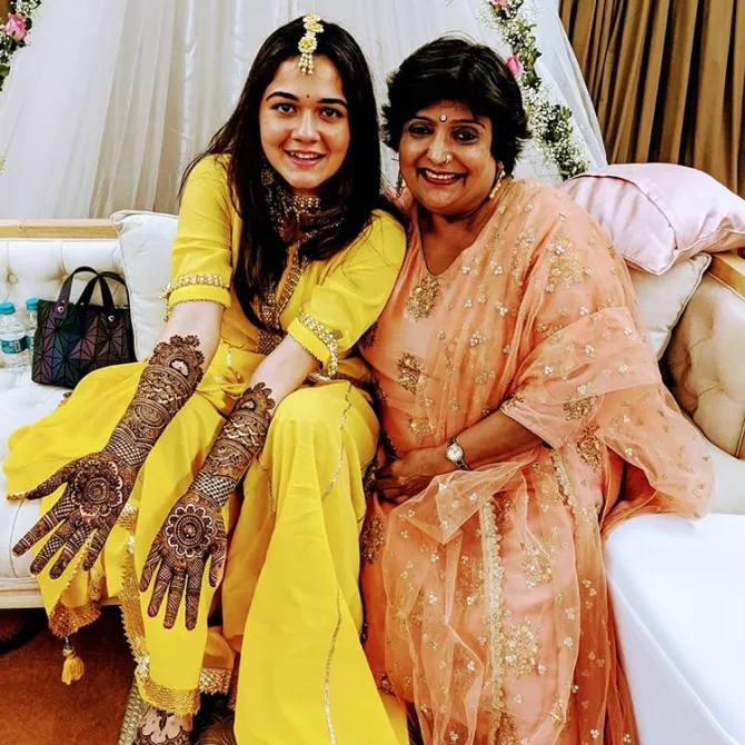 Radhika Merchant's Yellow Anarkali For Sister's Mehendi Ceremony Will ...