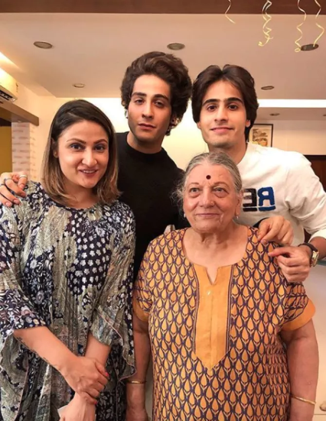 Urvashi Dholakia Celebrates Her Twins, Kshitij Dholakia and Sagar ...