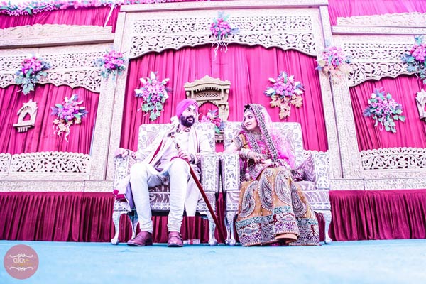 10 Stunning Stage Decor Ideas For Indian Weddings This Season